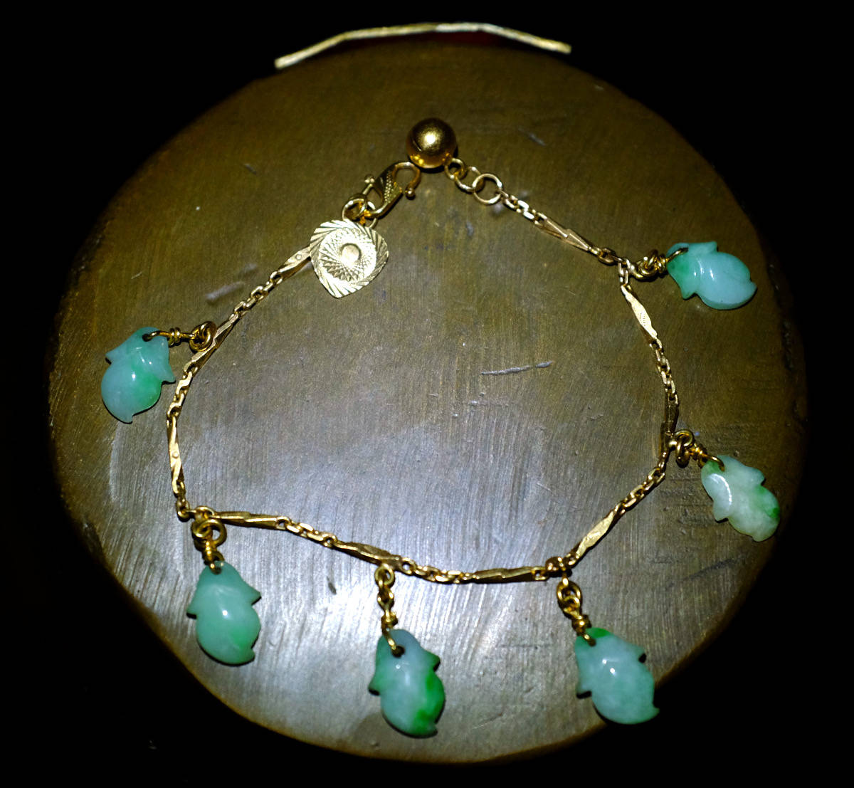 Antique Chinese Jade Charm Bracelet 22k | Gem Gardener