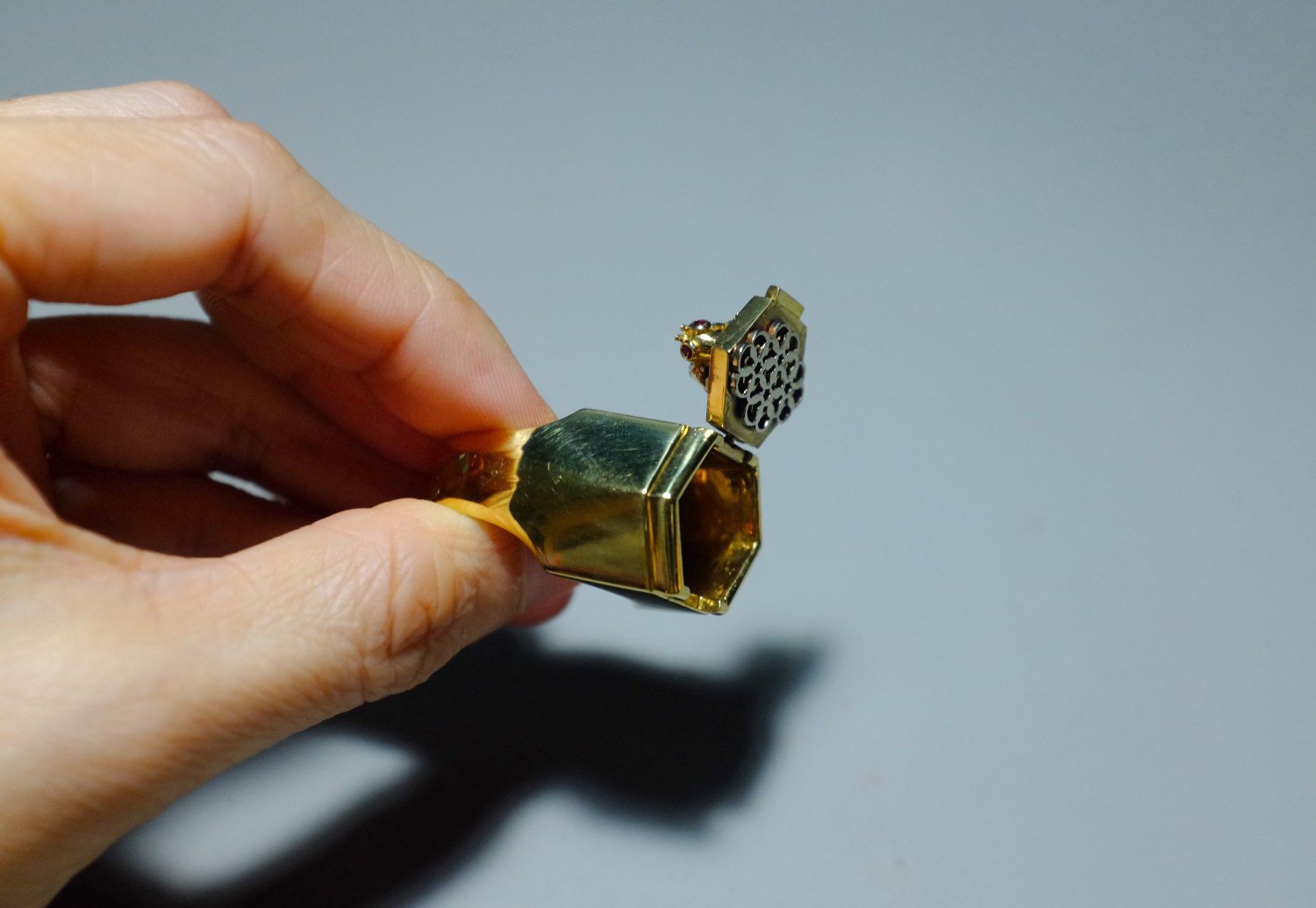 18k Bee Poison Ring Men Signet | Gem Gardener
