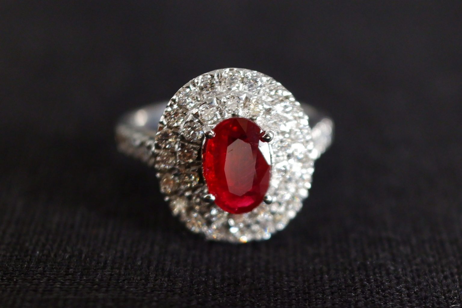 Pigeon Blood Unheated Ruby Ring White Gold 18k | Gem Gardener