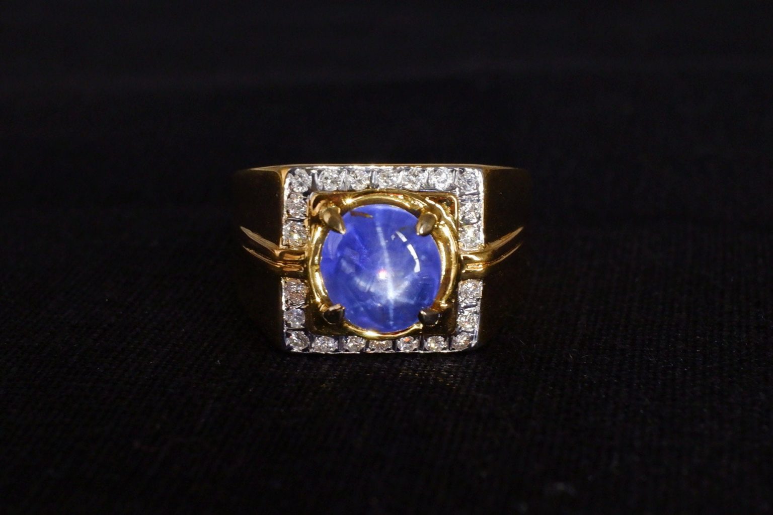 5ct Blue Star Sapphire Men's Pinky Ring | Gem Gardener