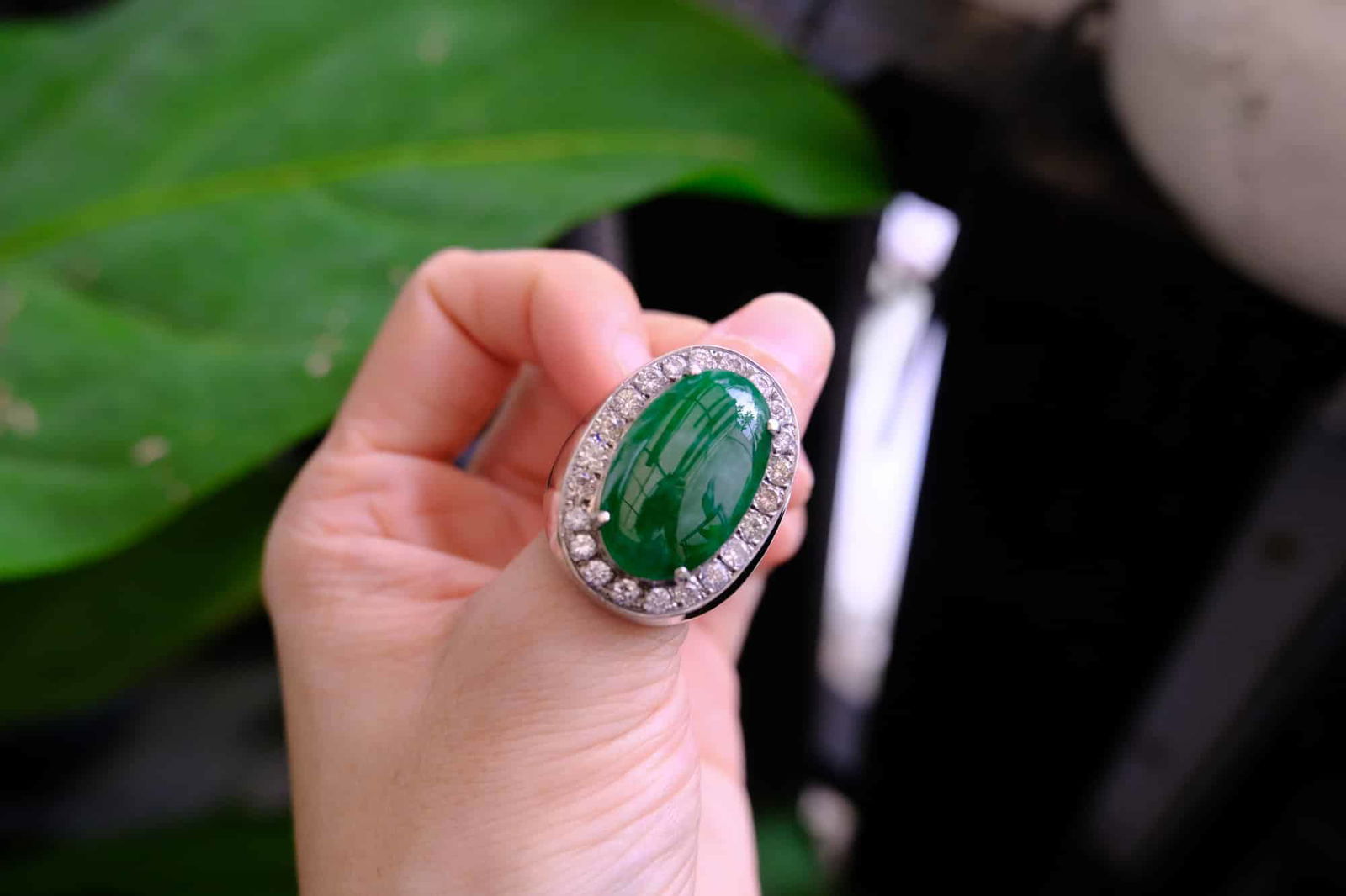 Tall Vintage Mens Jade Ring White Gold 18k | GEM GARDENER