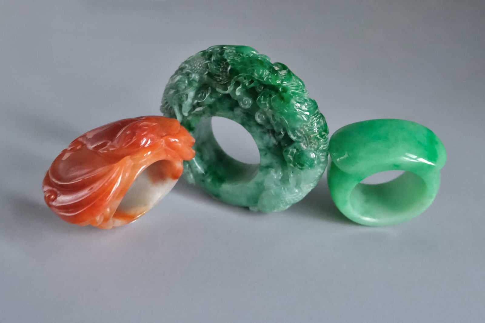 九龍 9 Dragons Carved Jade Archer Ring Vintage | GEM GARDENER