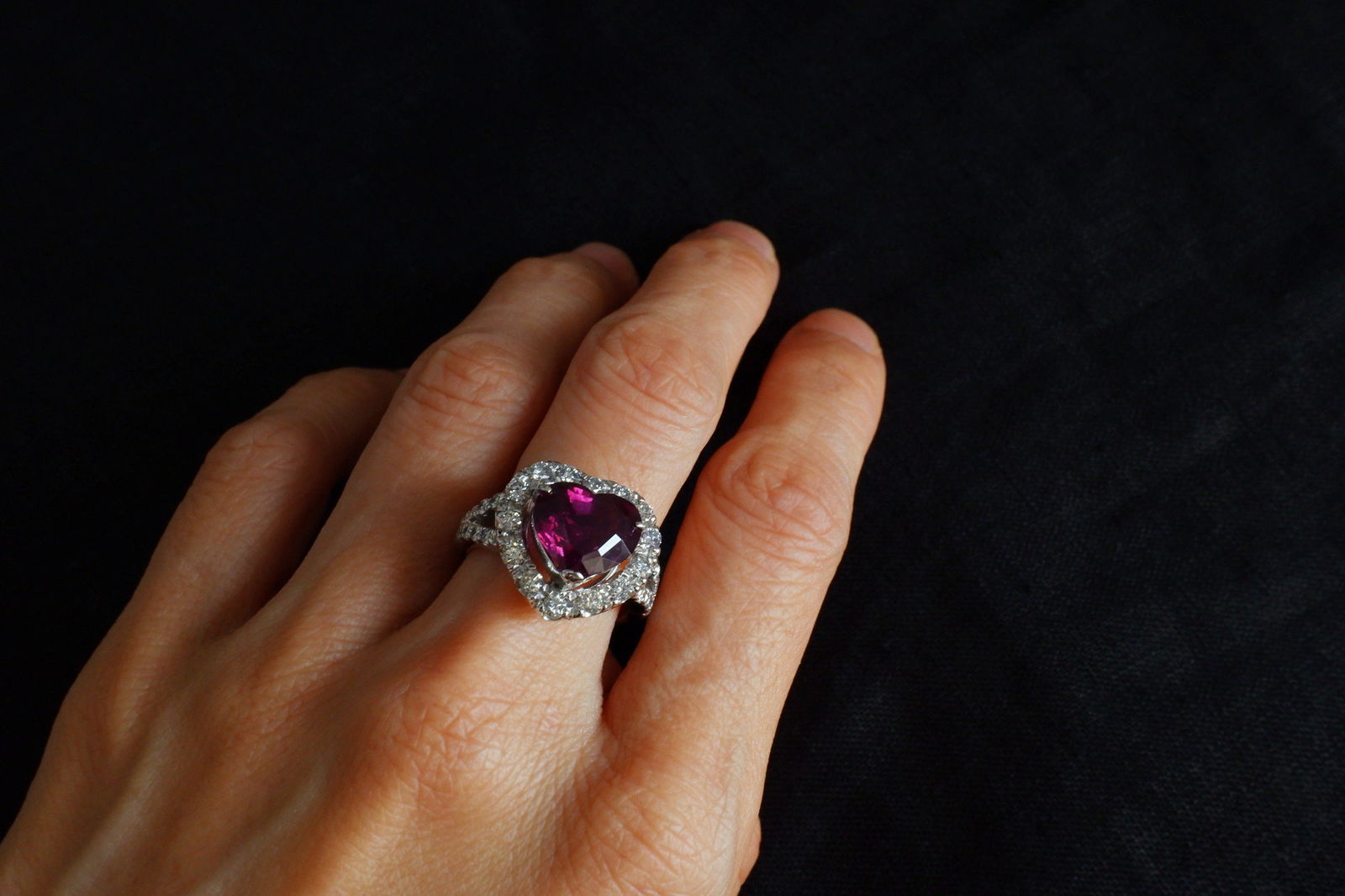 4ct Corundum Ruby Ring Heart Halo Ring 18k Ruby Sapphire | GEM GARDENER