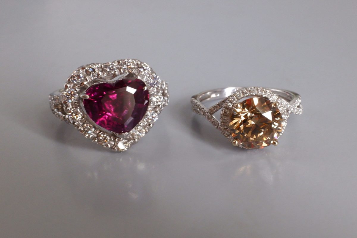 4ct Corundum Ruby Ring Heart Halo Ring 18k Ruby Sapphire | GEM GARDENER