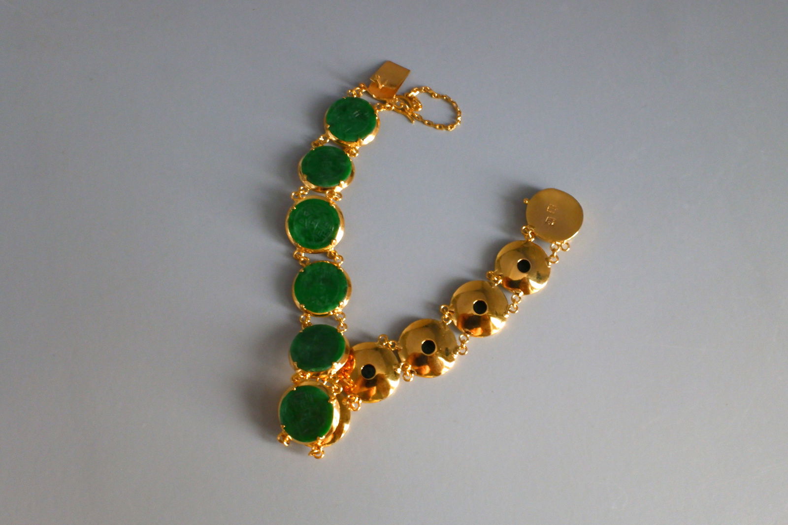 Antique Jade Coin Charm Bracelet 20k Chinese | Gem Gardener