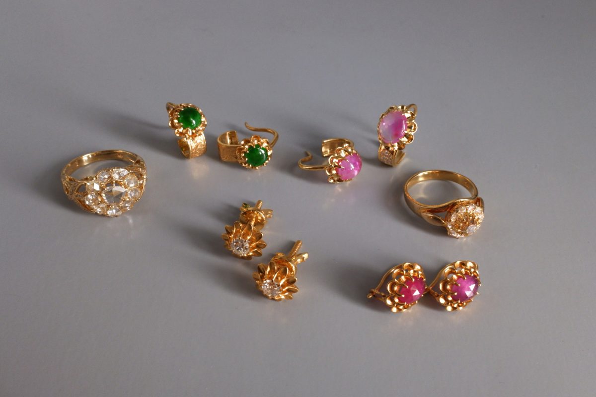 24k Traditional Chinese Hoop Stud Earrings | GEM GARDENER