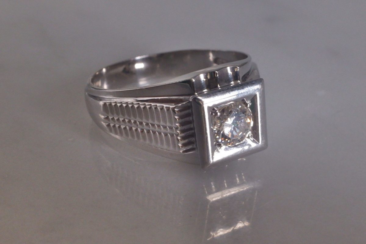 Men Diamond Pinky Ring 9k White Gold Vintage | GEM GARDENER