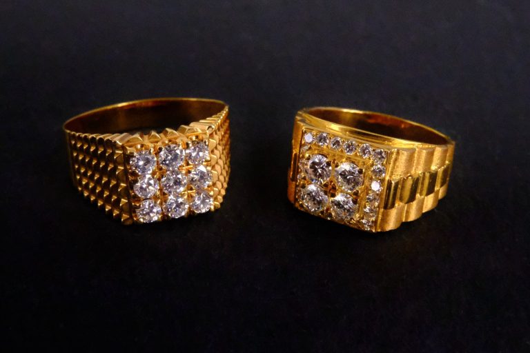 Cluster Emblem Ring Mafia Gold Ring | GEM GARDENER