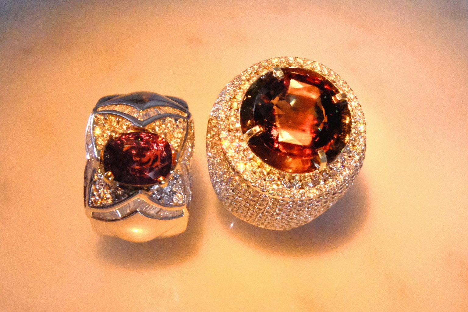 Rare Clean Alexandrite Diamond Ring 18k | Gem Gardener
