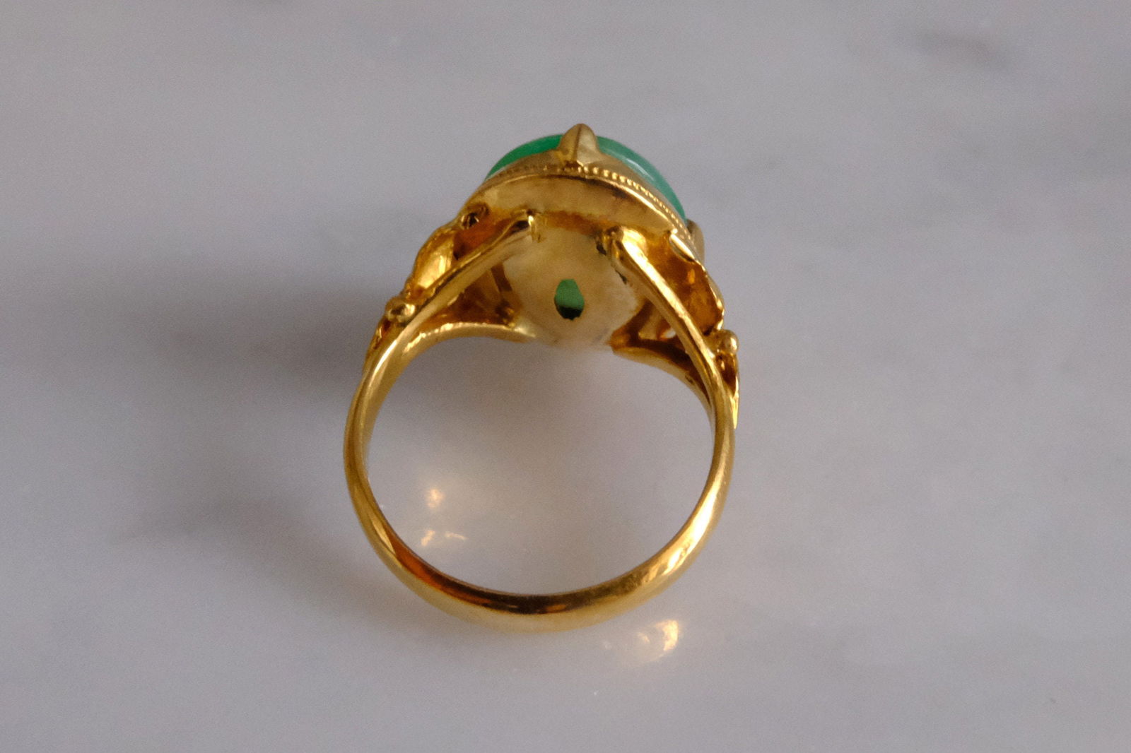 Antique Chinese Green Jade Cabochon Ring 22k | GEM GARDENER