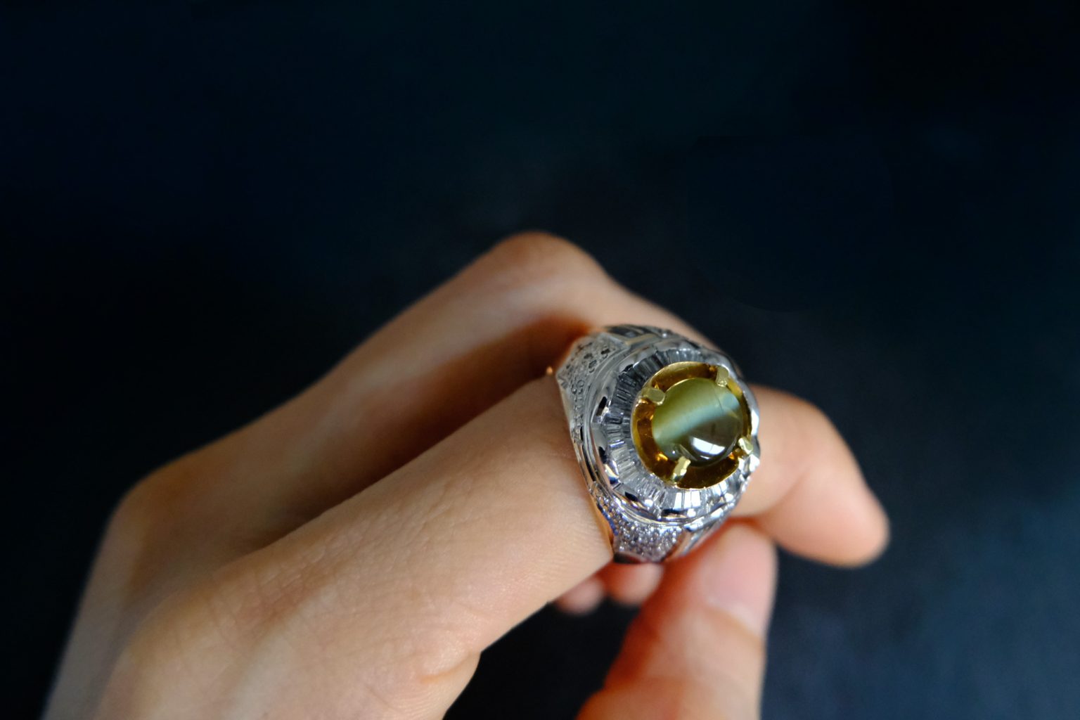 Mens Cats Eye Ring Vintage 18k | GEM GARDENER