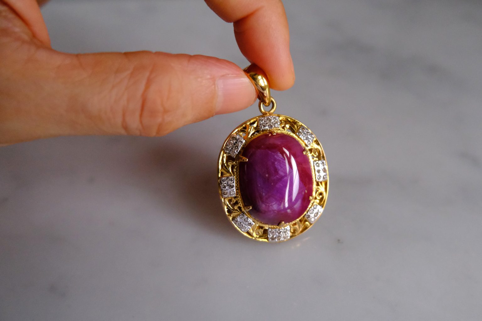 Antique Burmese Big Ruby Pendant 18k | GEM GARDENER