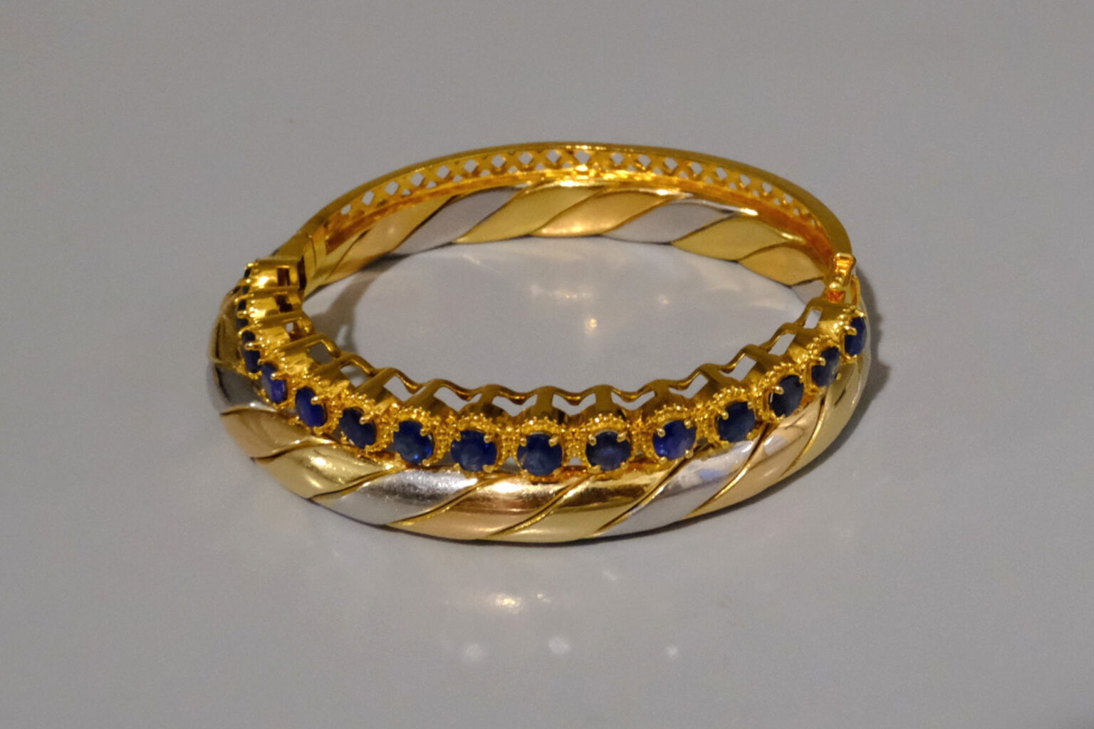 Burmese Sapphire Bracelet Cuff Bangle Vintage 18k | Gem Gardener