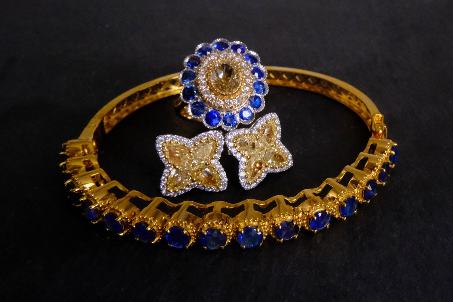 Burmese Sapphire Bracelet Cuff Bangle Vintage 18k | Gem Gardener