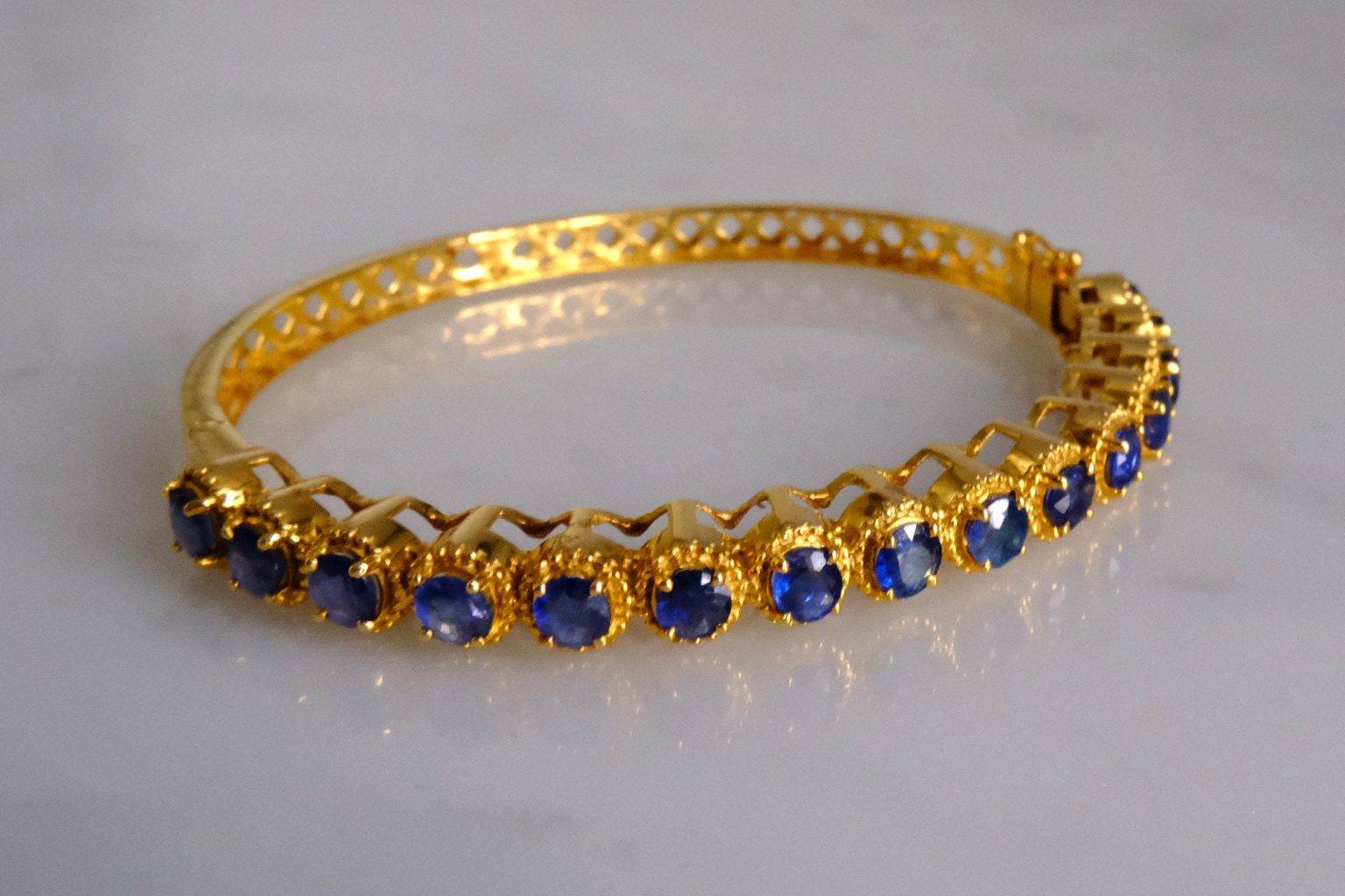 Burmese Sapphire Bracelet Cuff Bangle Vintage 18k | GEM GARDENER