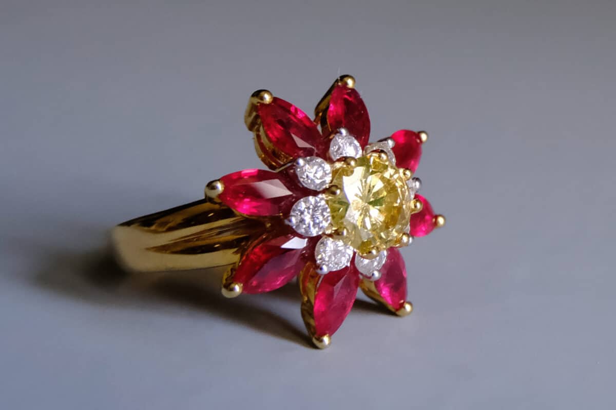 Vivid Ruby Flower Ring Fancy Diamond 18k | GEM GARDENER