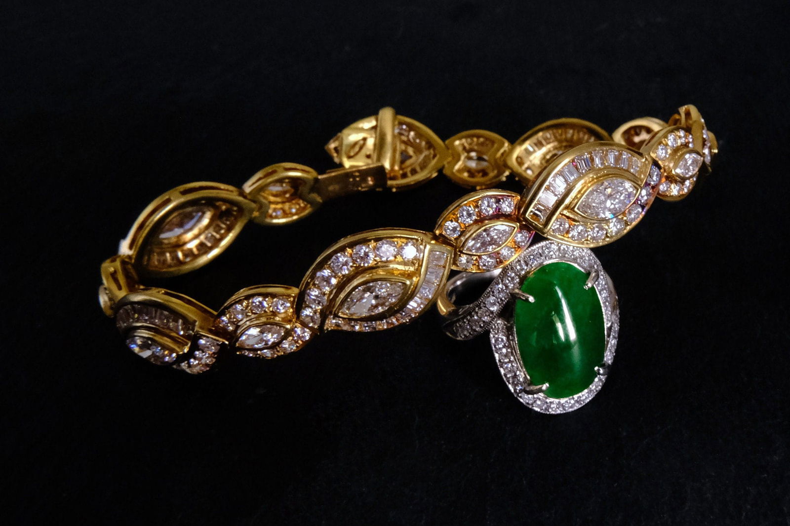 Bevel Jadeite Jade Platinum Ring | GEM GARDENER