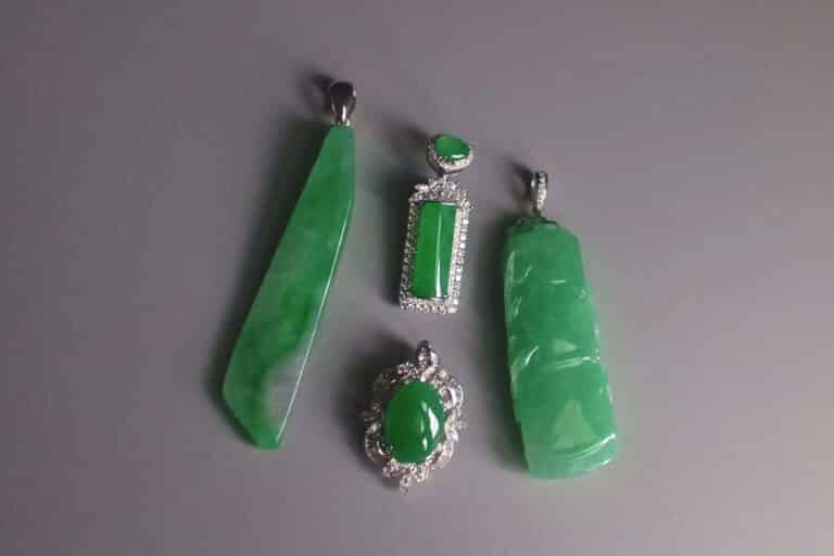 Jadeite Jade Translucent Pendant 18k Vintage | Gem Gardener