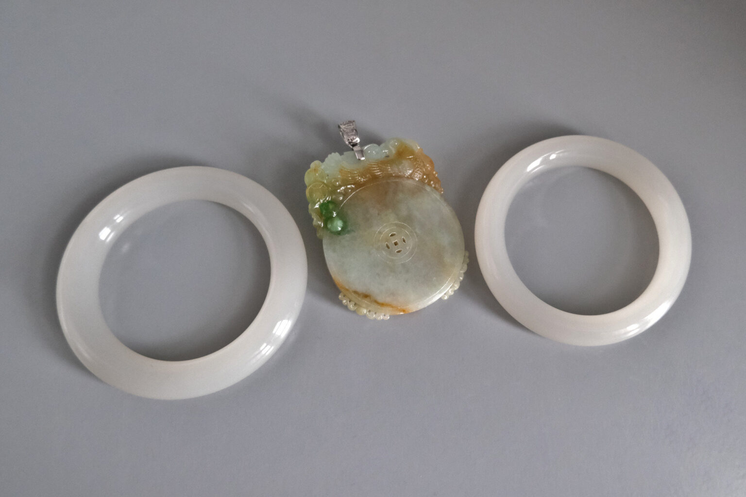 Pair Mutton Fat Hetian Nephrite Jade Bangle 羊脂白玉 | GG