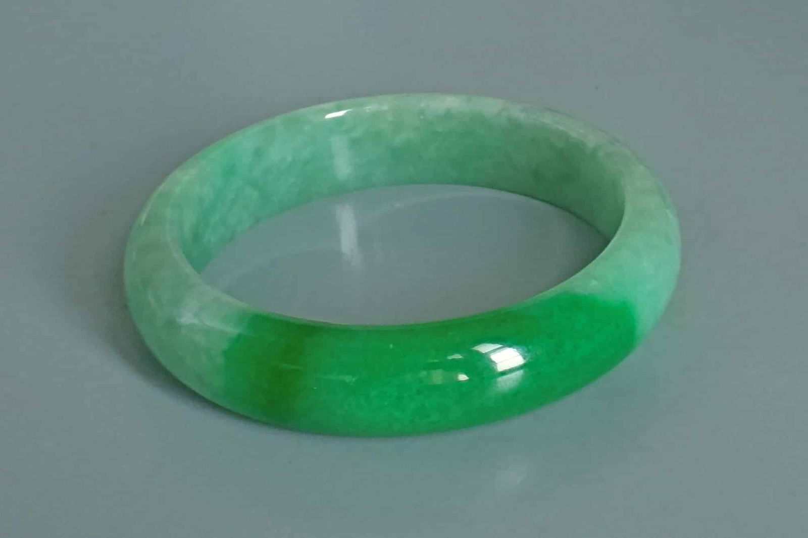 High Quality Jade Bangle Imperial Green 56mm | GEM GARDENER