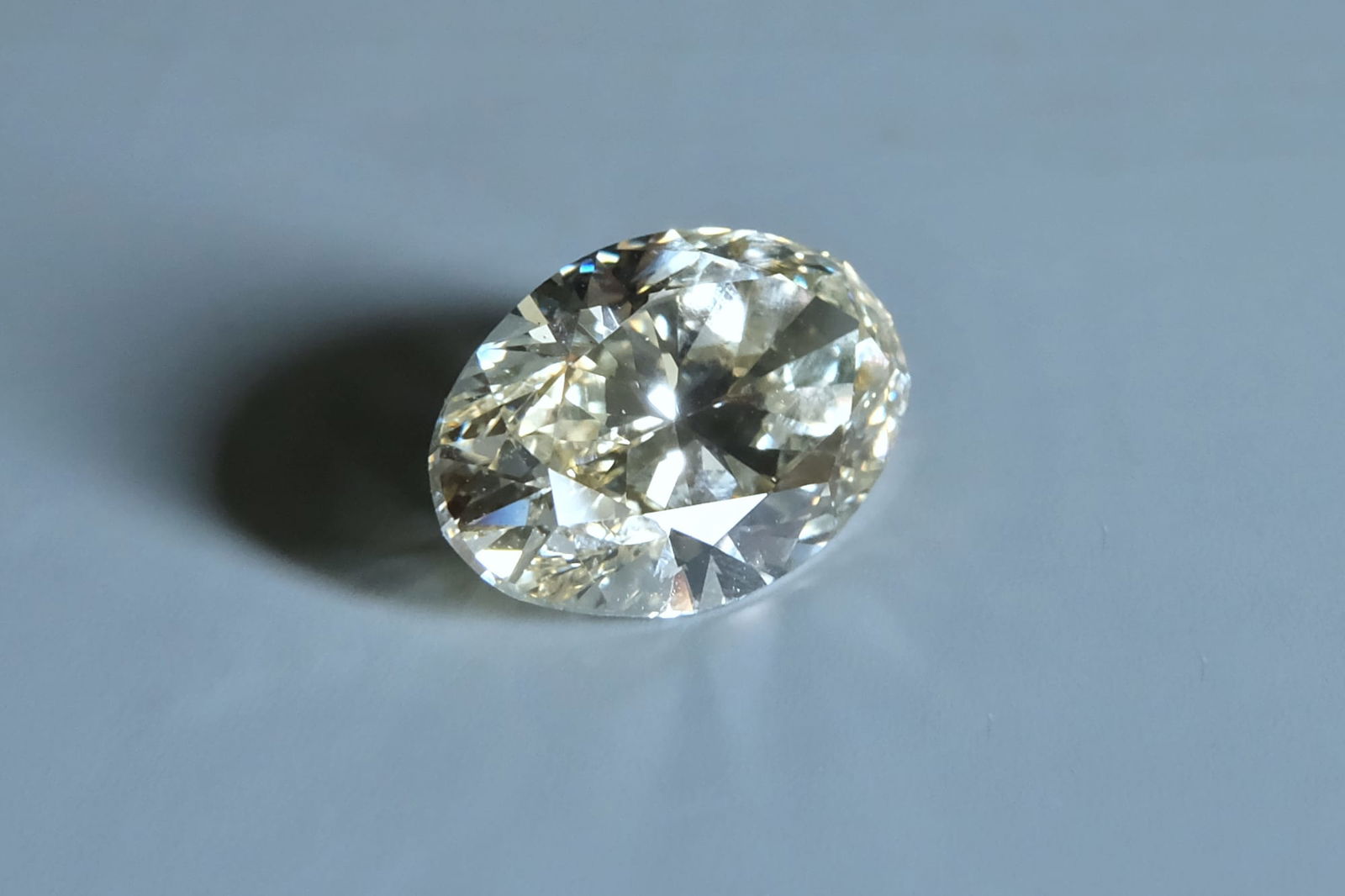 7ct Light Yellow Oval Brilliant Diamond Natural | Gem Gardener