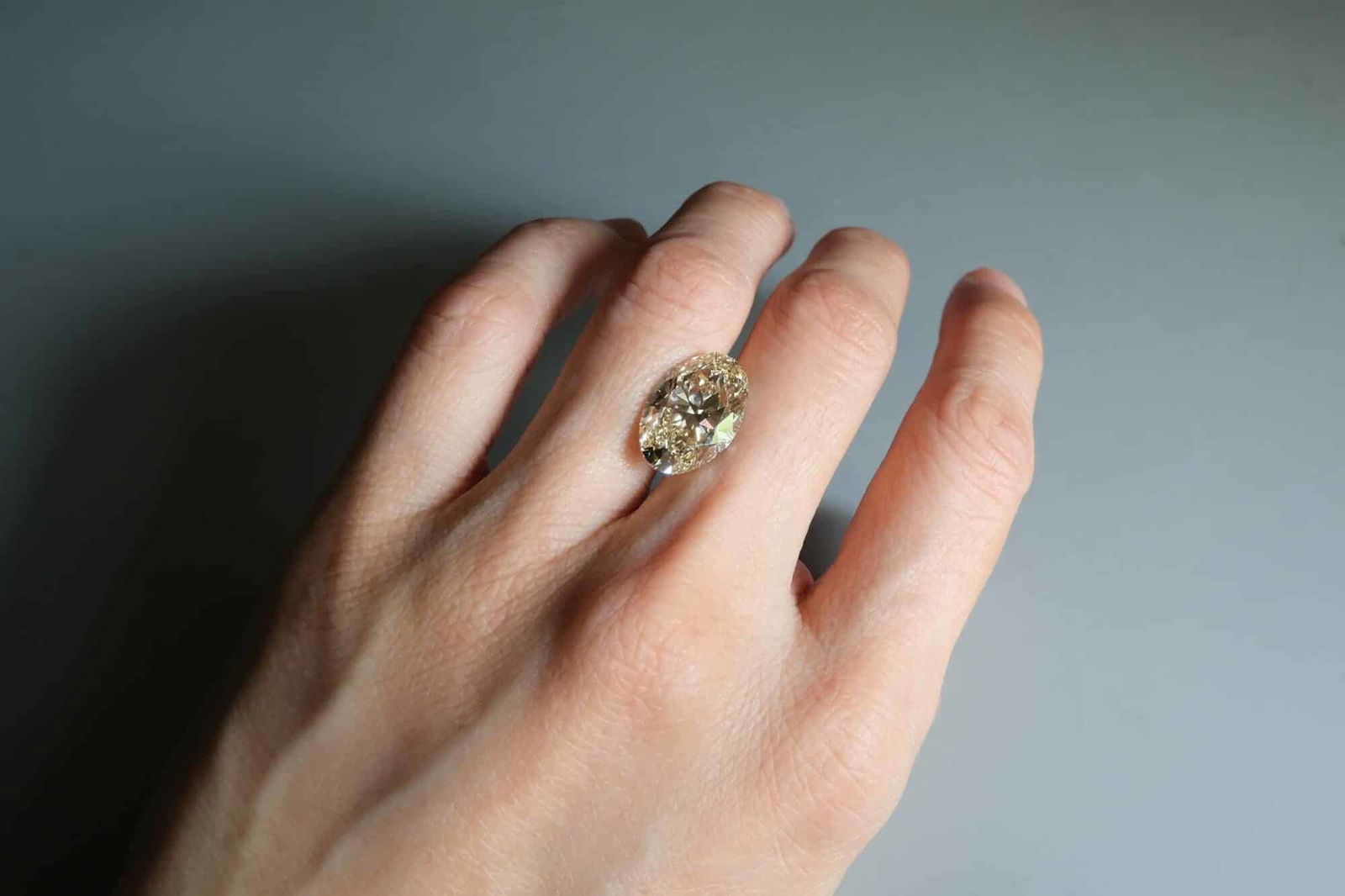 7ct Light Yellow Oval Brilliant Diamond Natural | Gem Gardener